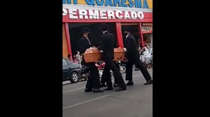 Caixão Alegre: Floriano produz sua versão do meme - Portal Saiba Mais